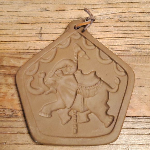 Hartstone USA | Kitchen | Hartstone Usa Vintage Shortbread Cookie Mold ...